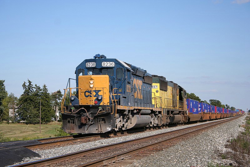 CSX 8236